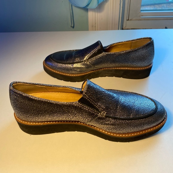 Naturalizer | Shoes | Naturalizer Gold Sparkle Loafers | Poshmark